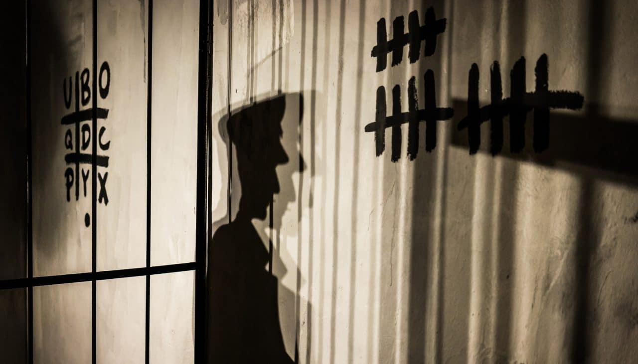 Creative Photography: Experiment with Light Indoors | Learn Photography ...
